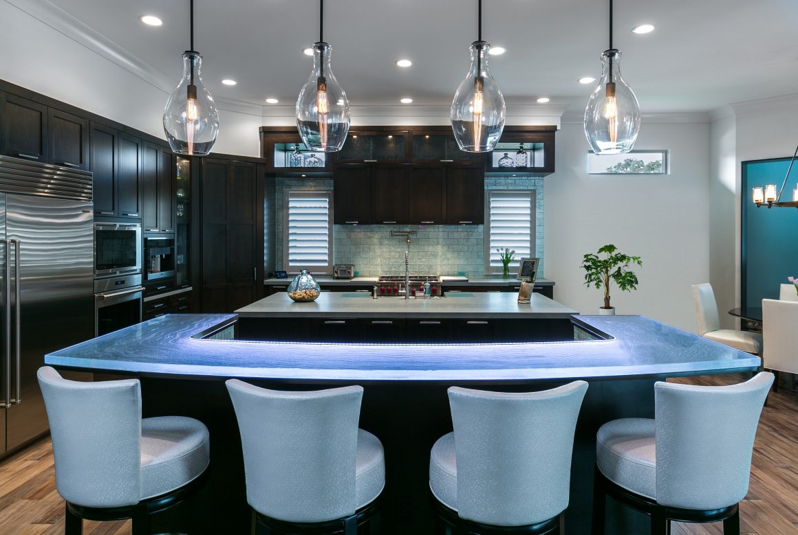 ThinkGlass Pushes Possibilities in Art and Decor - What's Hamptoning